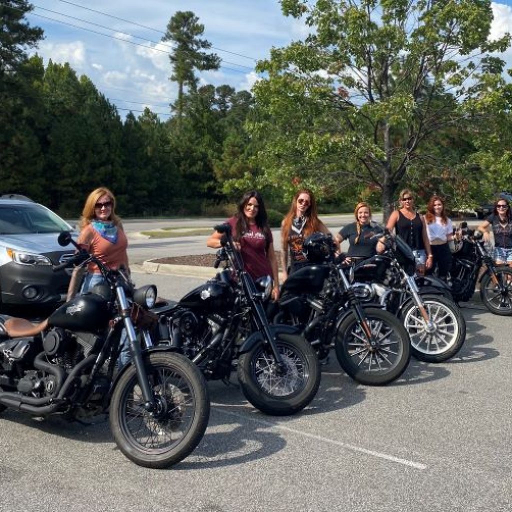 Women's Motorcycle Group Celebrates First Anniversary : The Sway